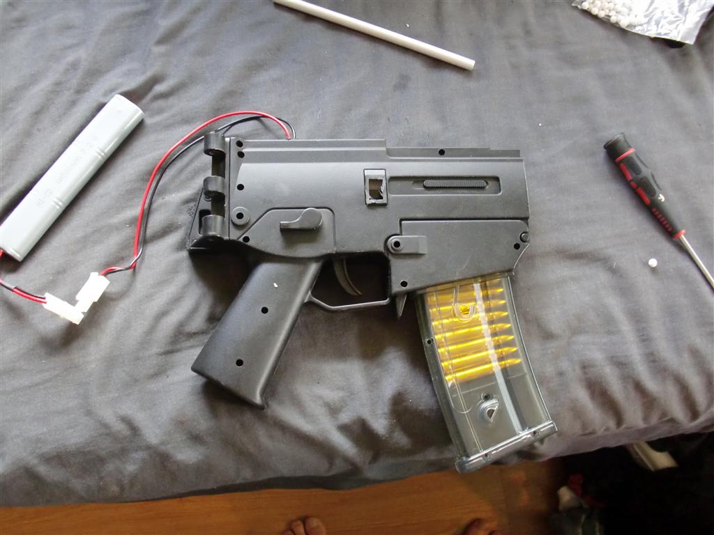 WH40k Airsoft Bolt Pistol - BLAM | Halo Costume and Prop Maker ...